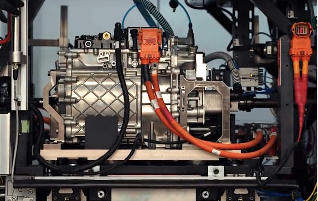 Rivian previews modular hardware for dual-motor electric trucks - EV ...